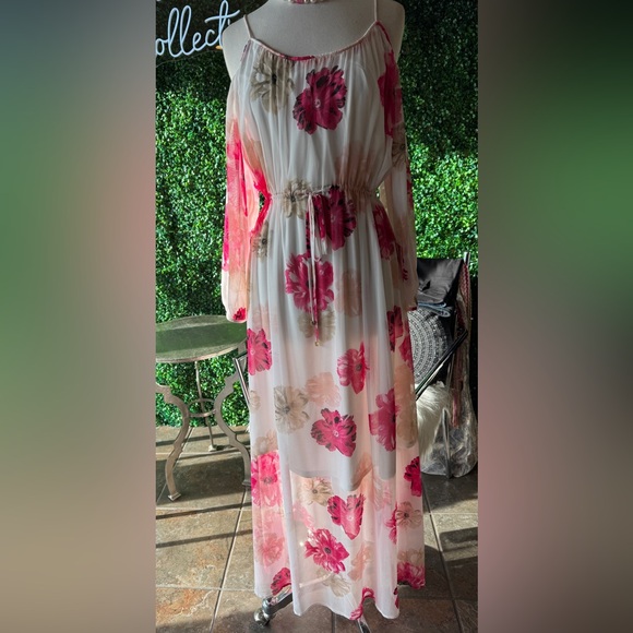 Calvin Klein | Dresses | New Stunning Floral Open Shoulder Calvin Klein ...